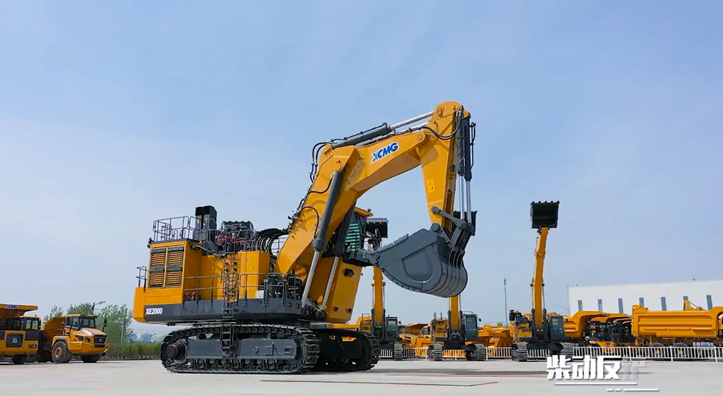 Экскаватор карьерный XCMG XE2000, цена в Симферополе от компании Стальные машины